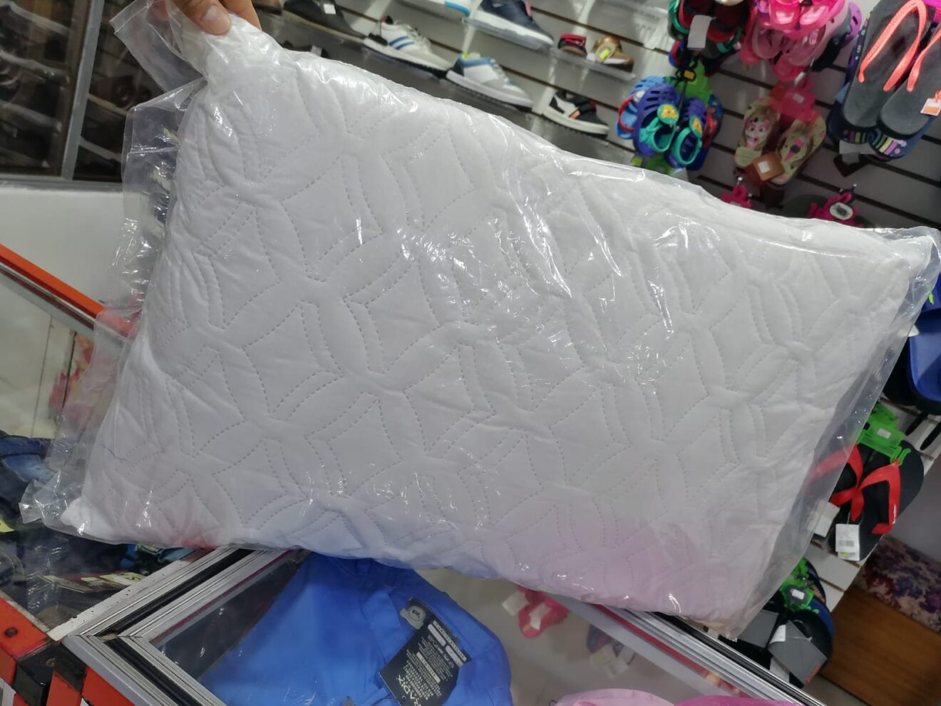 Almohada Siliconada 50×70 cm Con forro – LiLi Variedades